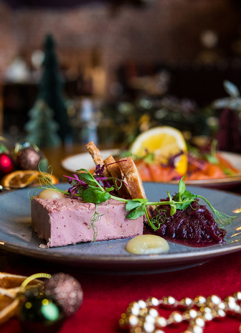Seasonal & Locally Sourced Pub Food in Cheltenham | The Gloucester Old Spot